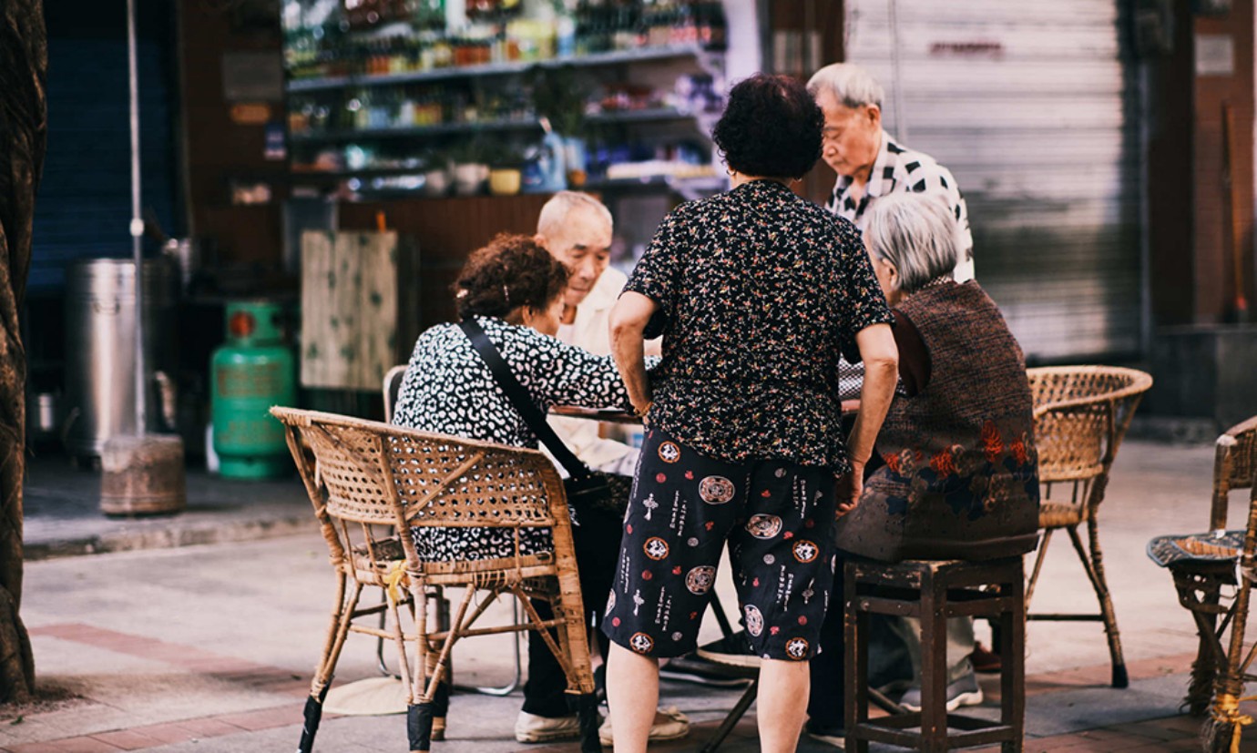 Chengdu Mahjong Experience Multilingual Guide